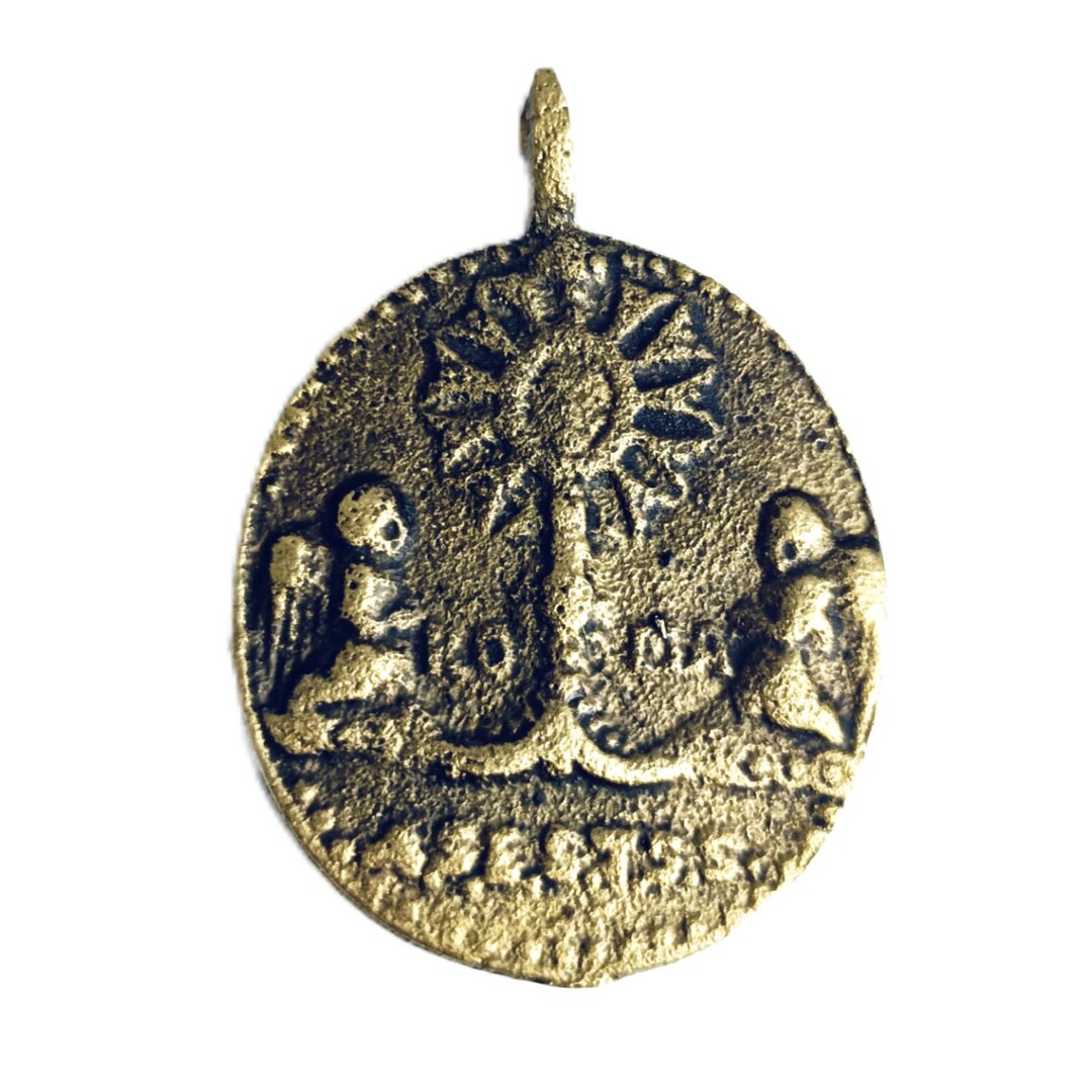 Handmade Filipino Amulet: Infinito Calis Lucky Medallion - Etsy