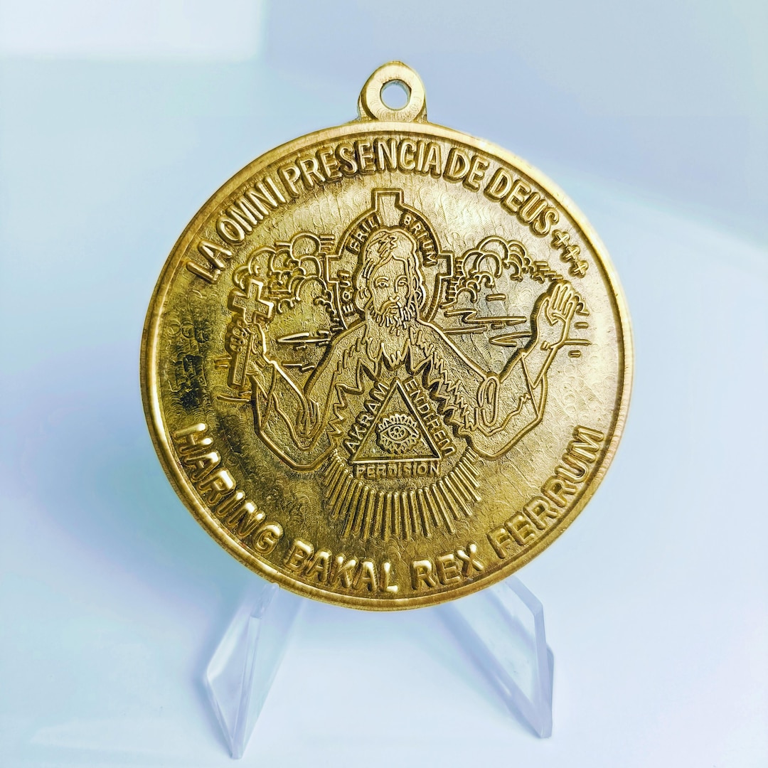 Haring Bakal Rex Ferrum Medallion: Filipino Amulet for Protection - Etsy