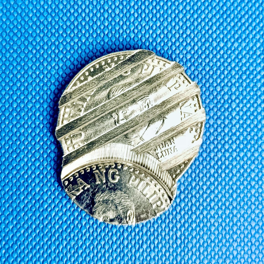 1979 Philippines 25C Peso Waffle Error Coin: Ang Bagong Lipunan ...