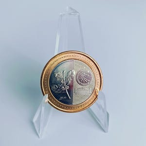 2020 Philippines 20 Pesos Coin: Manuel Quezon, Uncirculated - Etsy