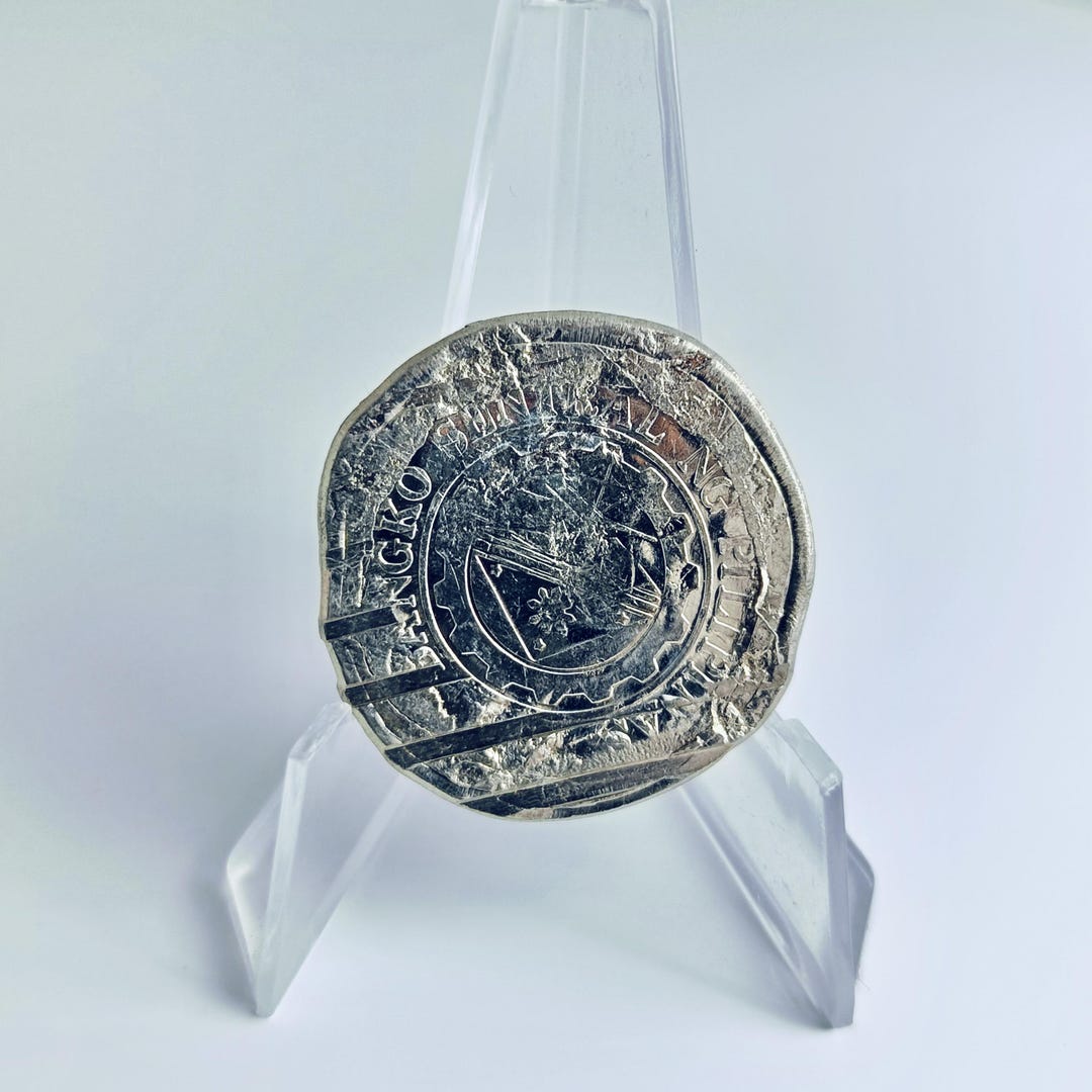 2000s Philippines 1 Peso Waffle Error Coin: Mis-struck Numismatic ...
