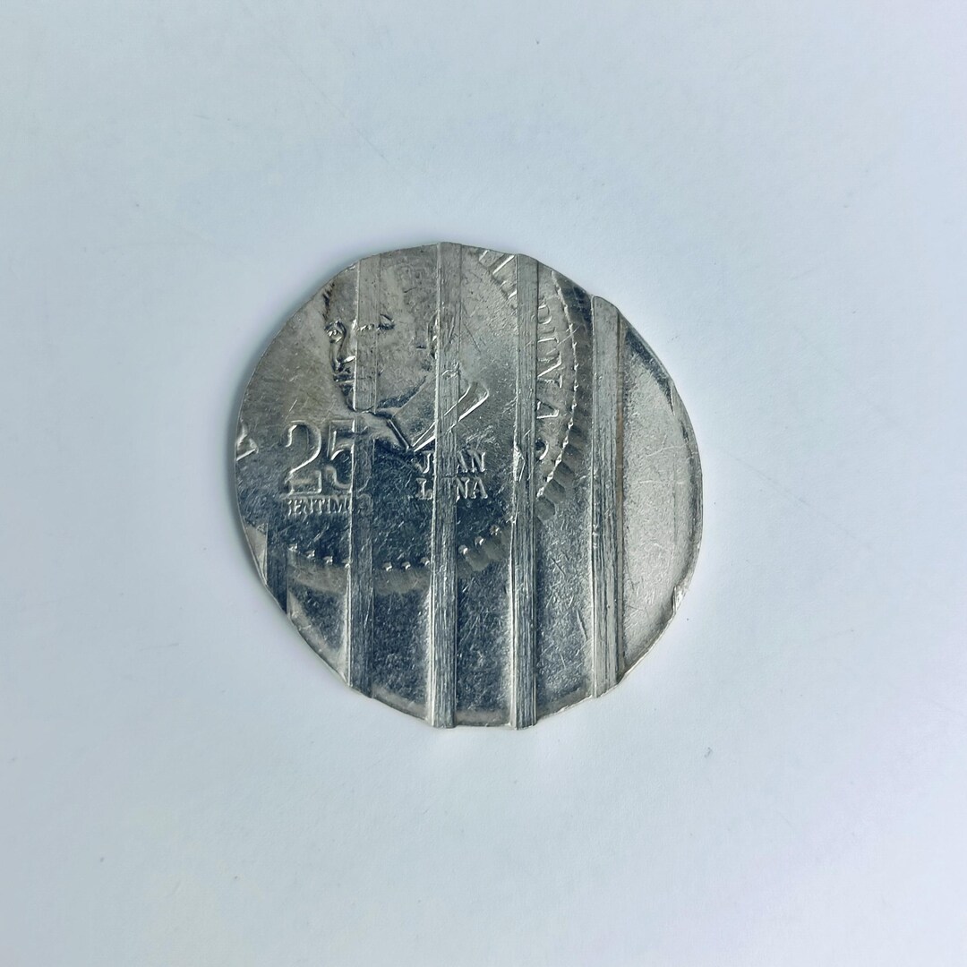 1977 Philippines 25C Peso Waffle Error Coin: Mis-struck Ang Bagong ...