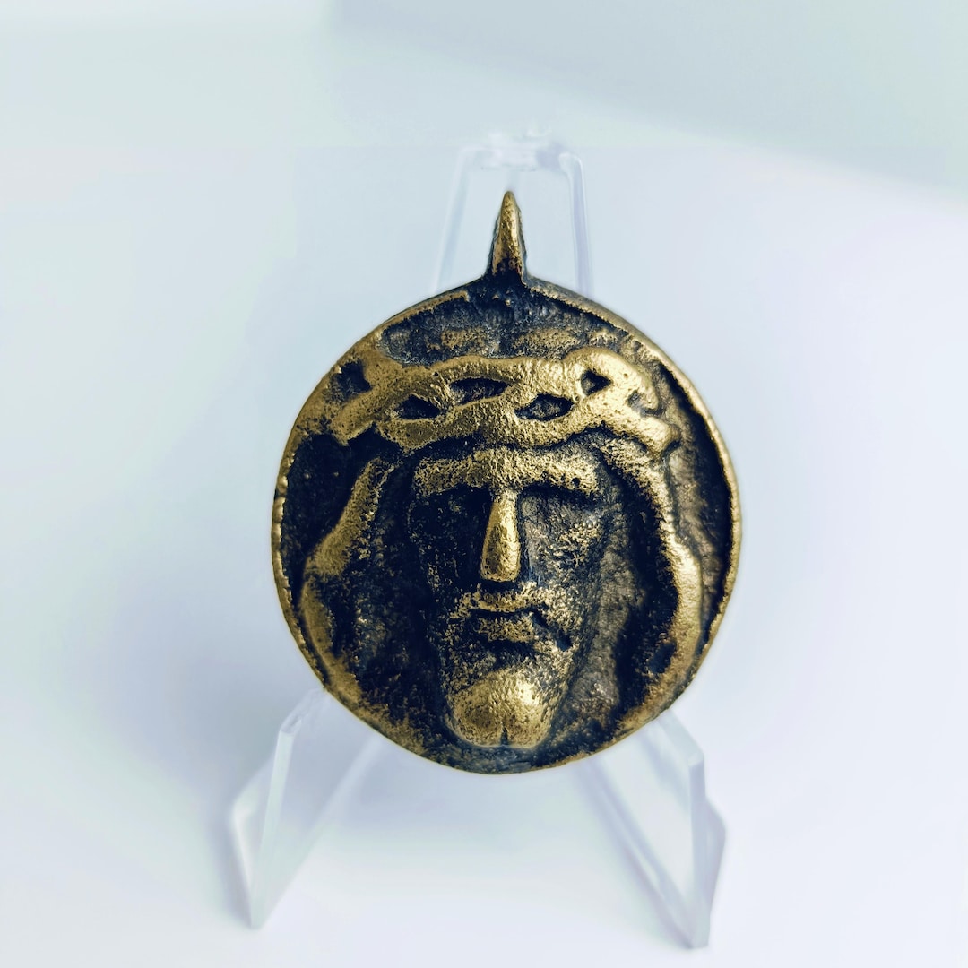 Holy Face of Jesus Christ Medallion for Protection | Lucky Charm Amulet ...