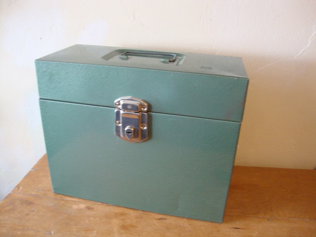 Vintage Metal Lock Box With Key, Green Metal Box, Vintage Industrial ...