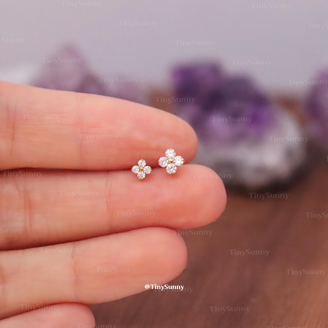 20G/18G/16G Titanium Cz Flower Threadless Push Pin Labret • Flat Back ...