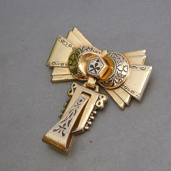 Victorian Brass Pin - Etsy