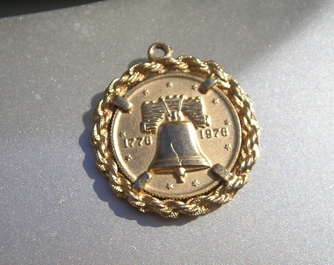 Vintage 1776-1976 Bicentennial Liberty Bell Coin Charm Pendant - Etsy
