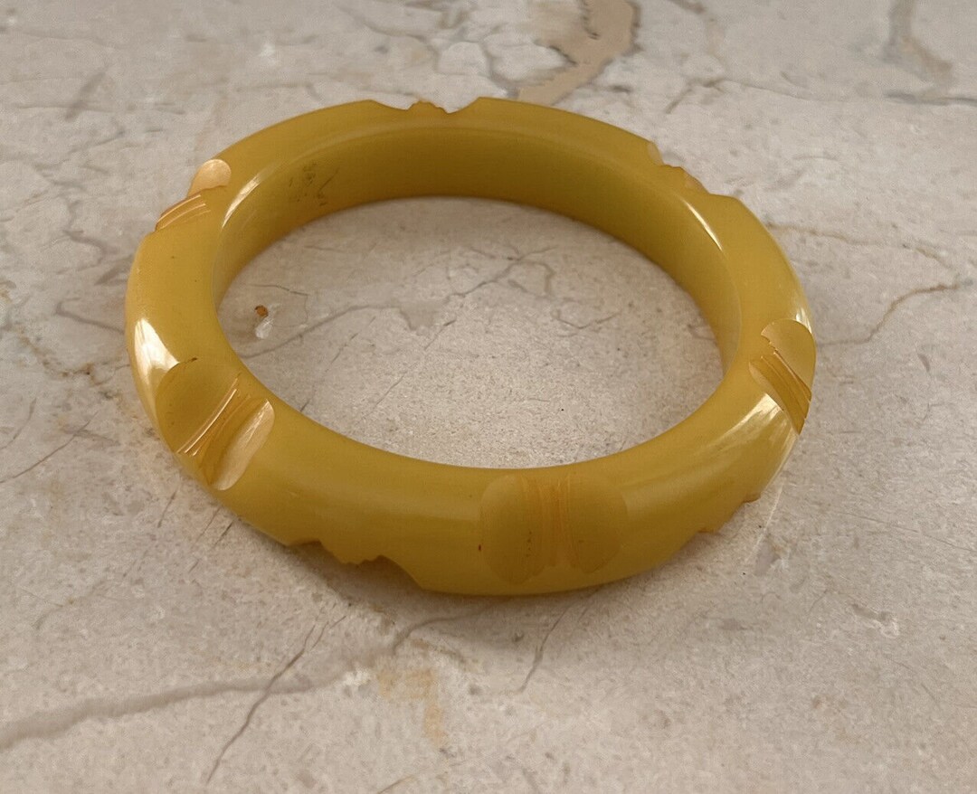 Unique Vintage Carved Yellow Bakelite Bangle Bracelet Tested 7 7/8" - Etsy