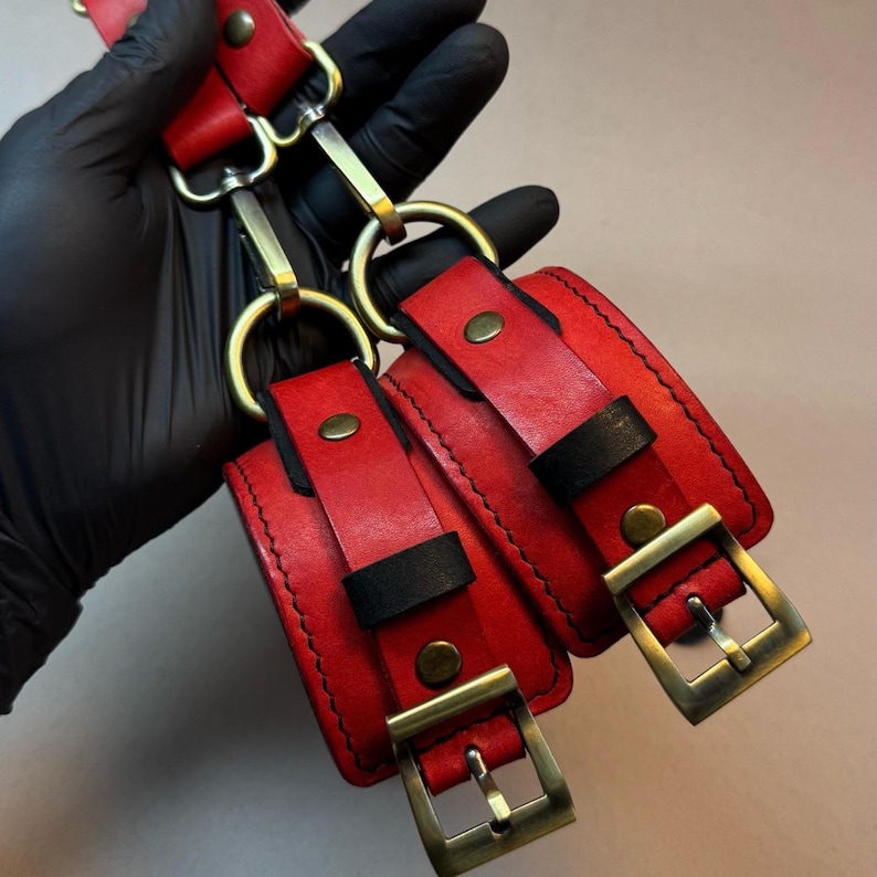 Leather Cuffs Pattern PDF: DIY Wrist Cuffs Template - Etsy