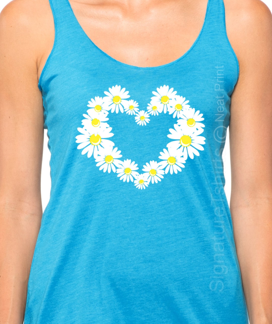Daisy Heart Tank Top. Flowers Top. Daisies Womens Tank. Vintage Graphic ...
