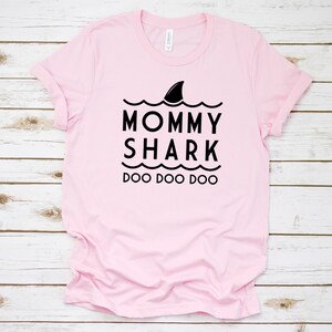 Mommy Shark, Mommy Shark Doo Doo Doo Shirt, Mommy Shark Tee, Mom Shark ...