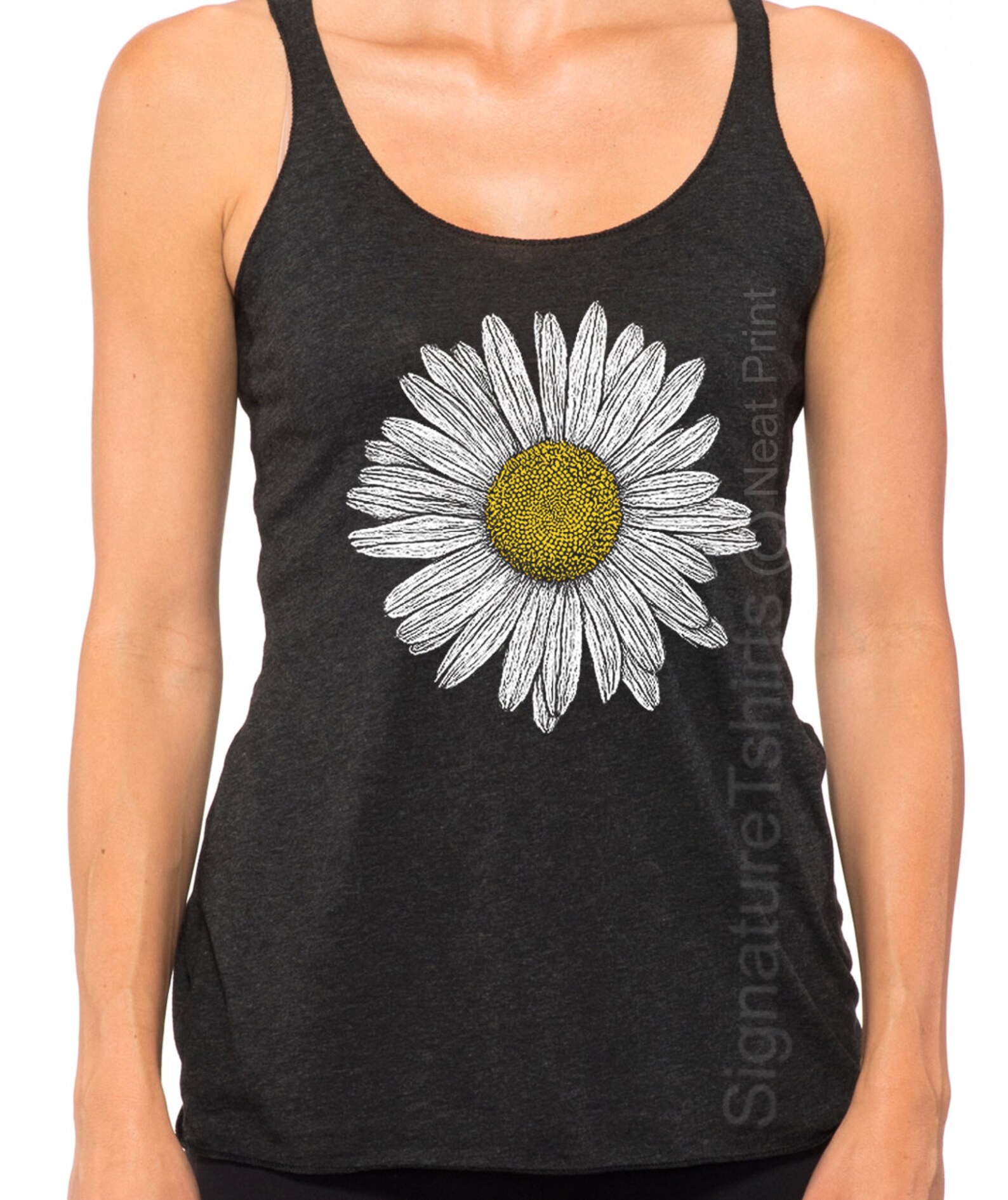 Daisy Tank Top. Flowers Top. Cute Daisy Womens Tank. Vintage Graphic ...