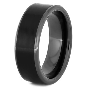 Vinyl Record Ring in Black Ceramic, Wedding Ring for Musicians and ...
