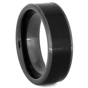 Vinyl Record Ring in Black Ceramic Wedding Ring for Musicians - Etsy