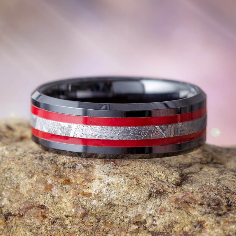 Black & Red Men's Wedding Band With Meteorite Red Enamel | Etsy