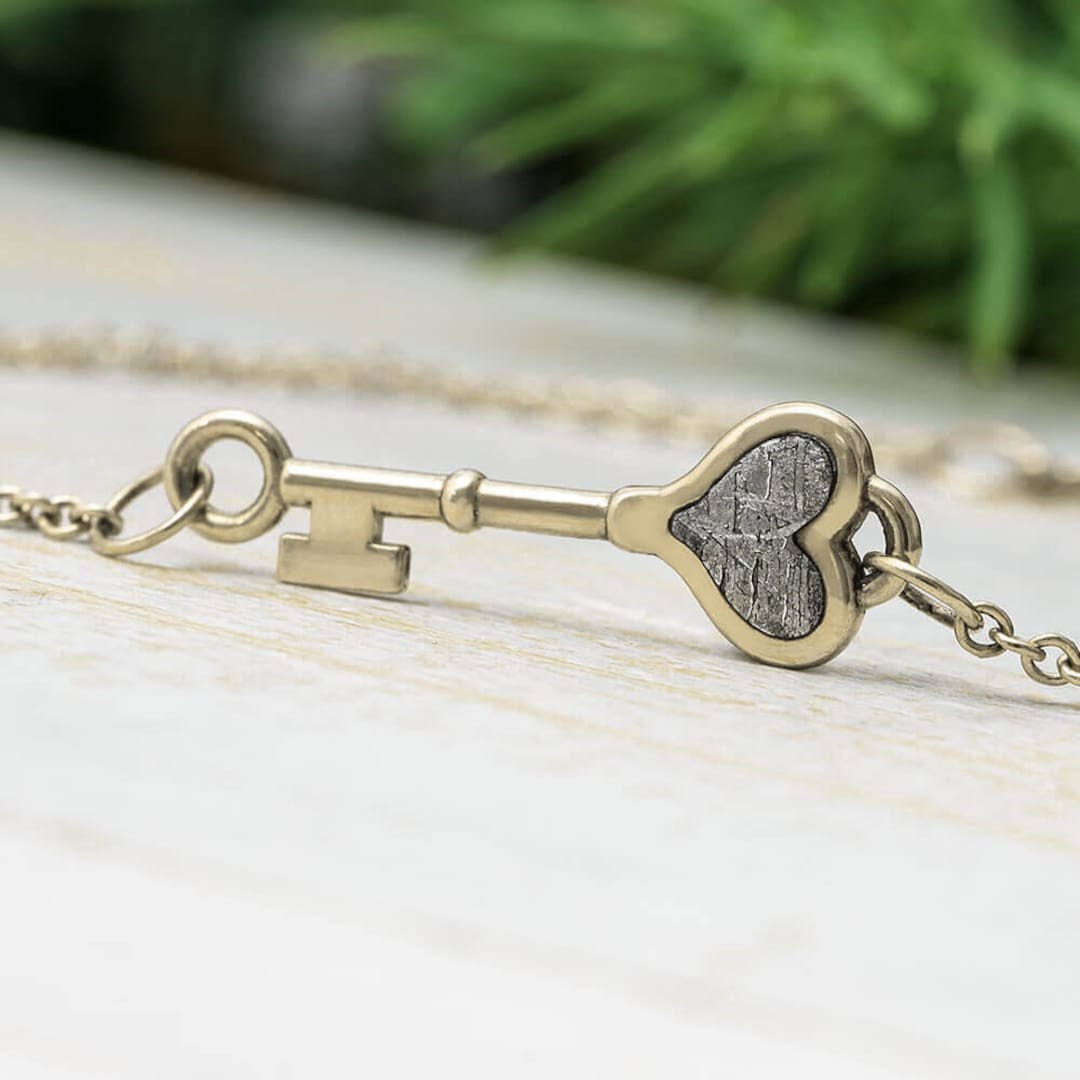 White Gold and Meteorite Key Bracelet With Heart Inlay - Etsy