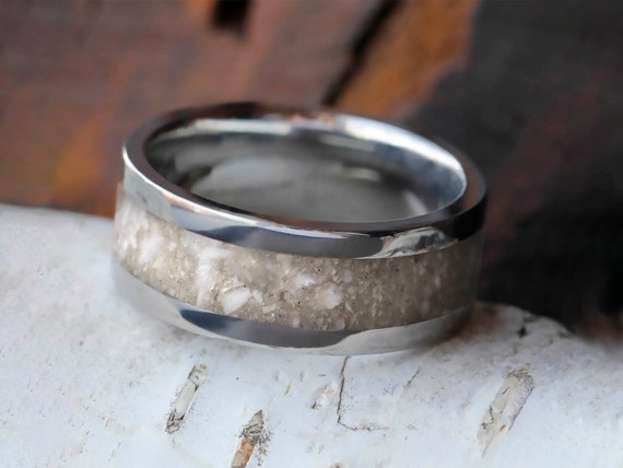 Personalized Titanium Memorial Ring With Ashes - Etsy