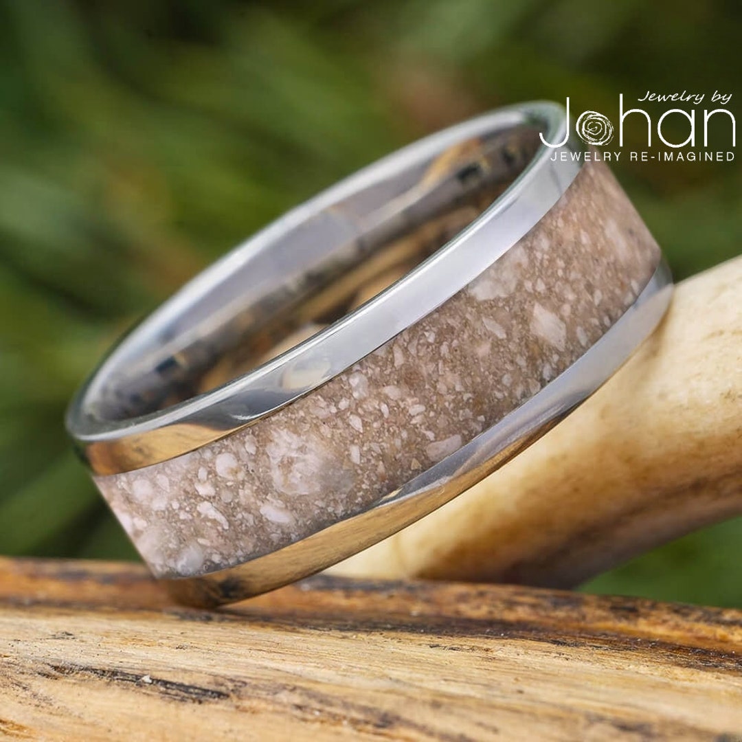 Personalized Titanium Memorial Ring With Ashes - Etsy