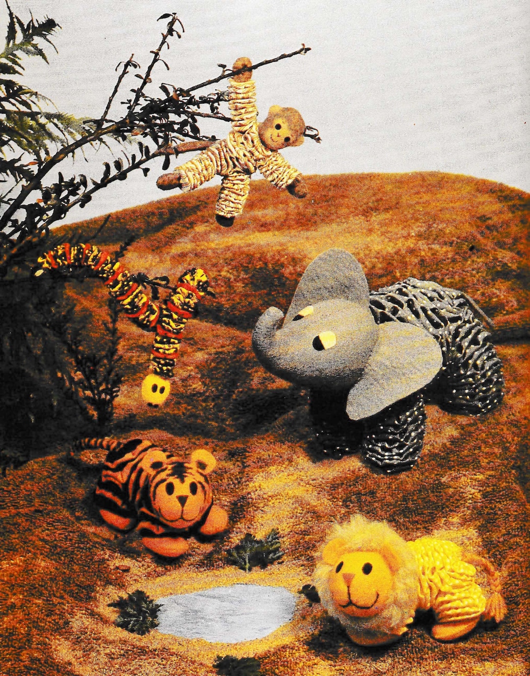 Vintage Jungle Animals Softie Sewing Pattern: Fabric Yo-yo Toys ...