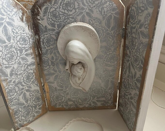 Home Altar- Mary - Sacred Heart- Religious Art- Catholic Triptych ...