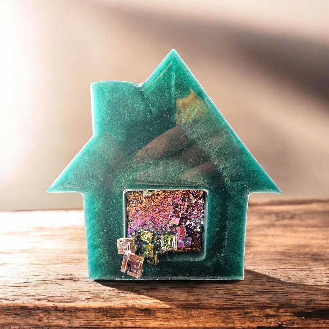 Raw Bismuth and Epoxy Resin House Home Decor, Rainbow Rough Crystal ...