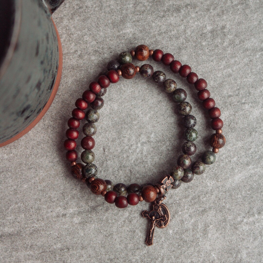 Chews Life Stretch & Wrap Rosary Bracelet: Joseph (red/green) - Etsy