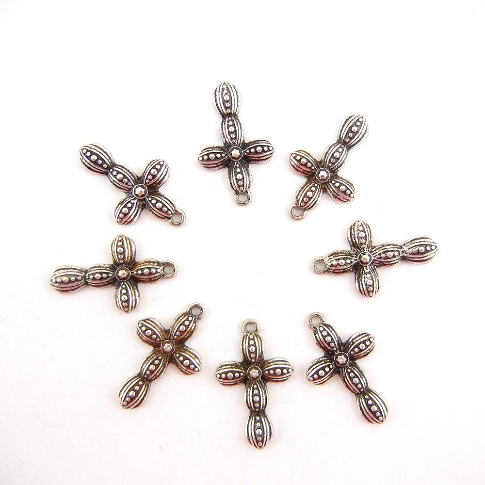 Set of 8 Small Antique Silver-tone Cross Charms Set B | Etsy