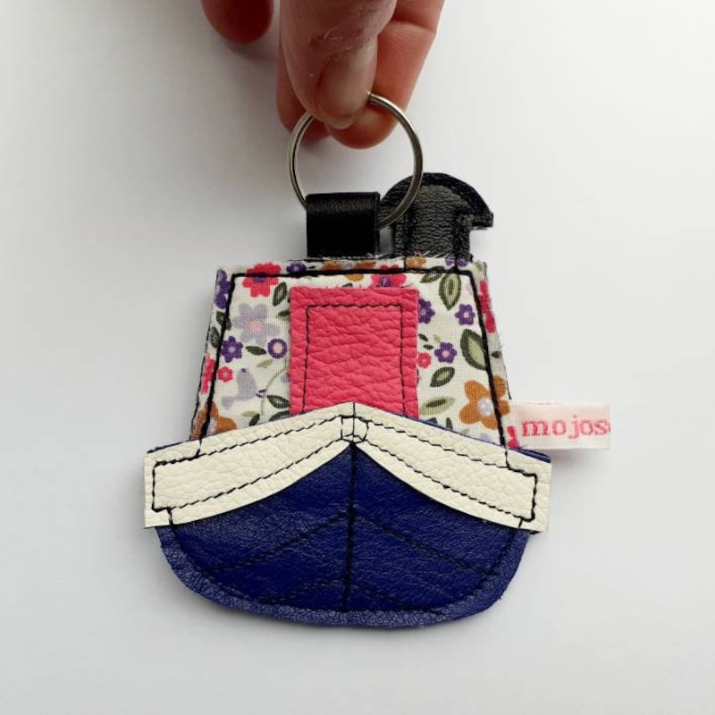 Boat Keychain - Etsy