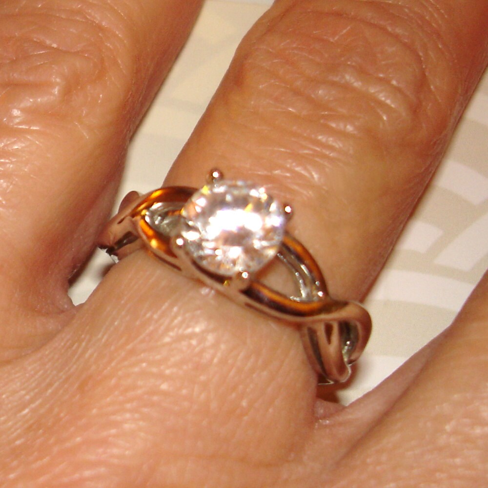 Vintage AVON Faux Diamond Solitaire Woven Lattice Infinity Setting Silver Tone Metal Eternity ...