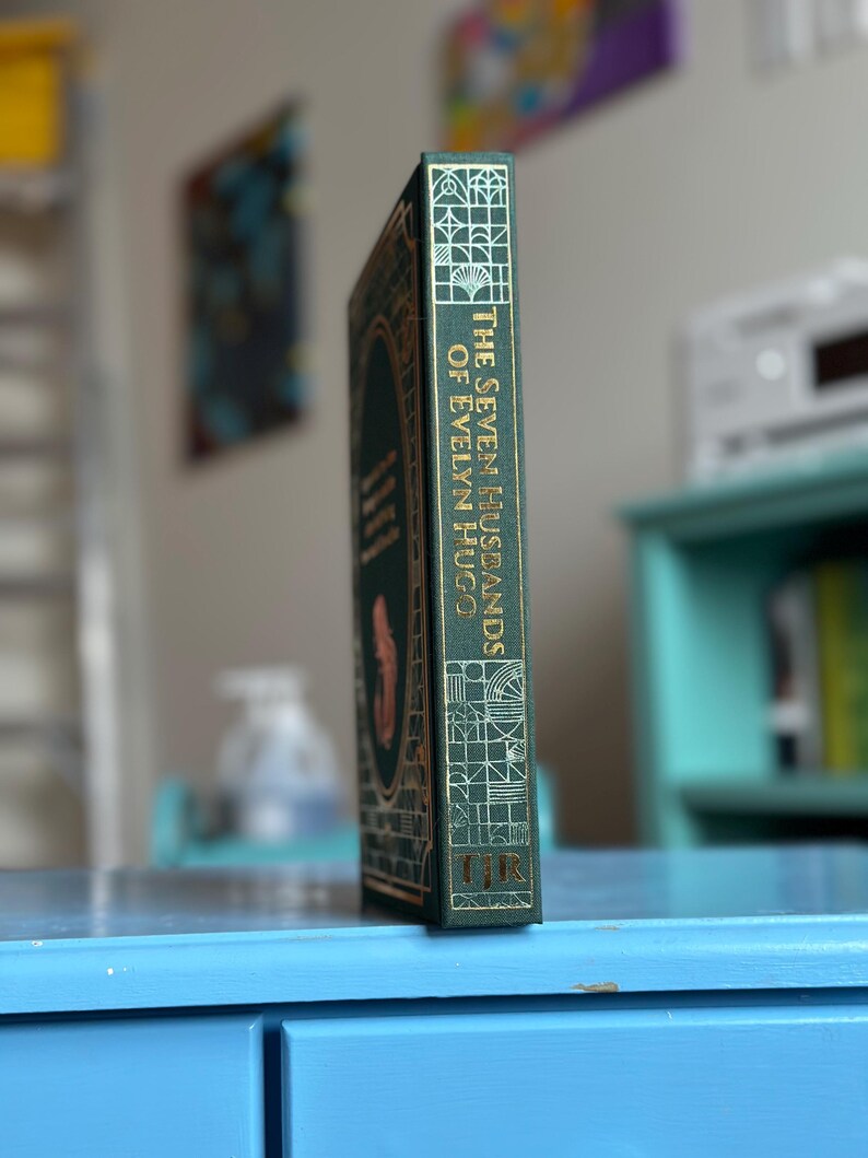 The Seven Husbands of Evelyn Hugo by Taylor Jenkins Reid Rebind ...