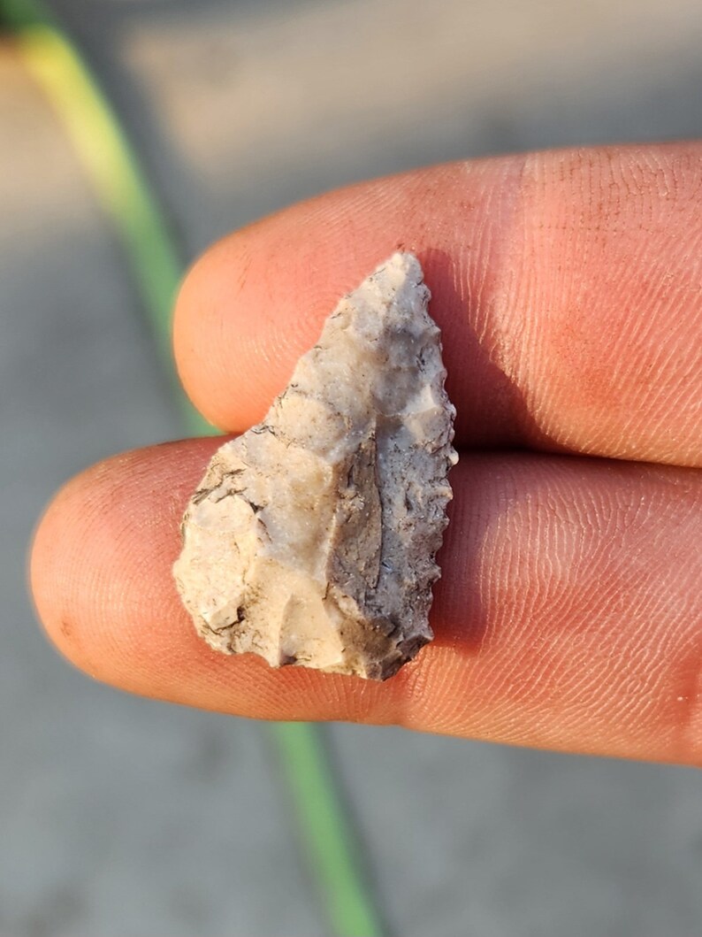 Native American Artifacts: Madison Triangular Arrowhead/projectile ...