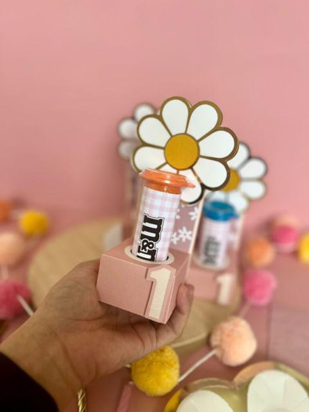 Daisy Flower Pringles Shaker Daisy Flower Party Daisy Flower Birthday ...