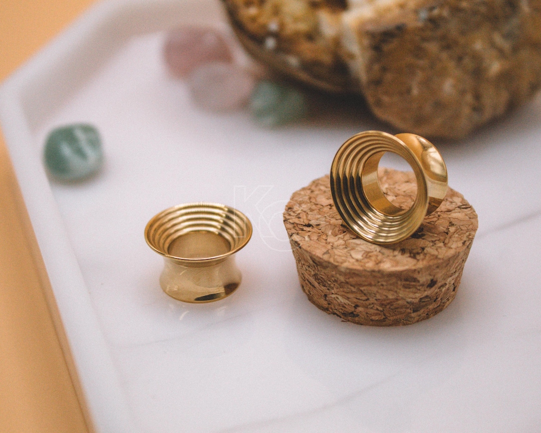 Ridged Gauges for Stretched Ears Double Flare Hollow Plug Earrings ...