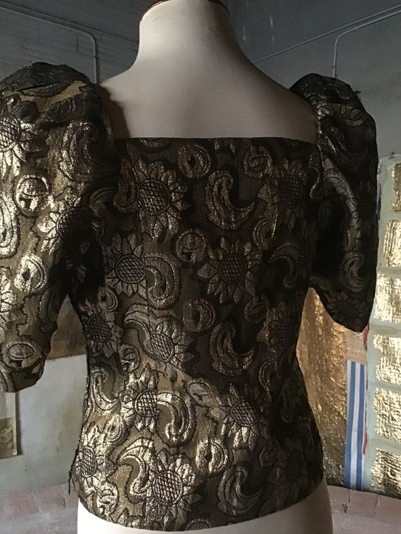 Statement 1980s Metallic Golden Fitted Evening Top. S… - Gem