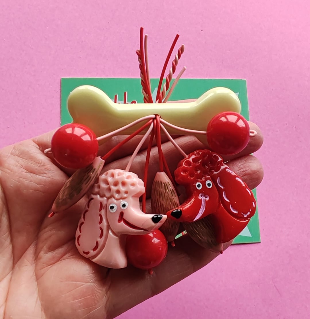 Poodle Parade! - Cascade Brooch - Vintage Kitsch by Luxulite - Etsy