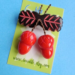 Mini Log Lady Brooch! Acorns 1940s 50s Bakelite Fakelite Style Novelty ...