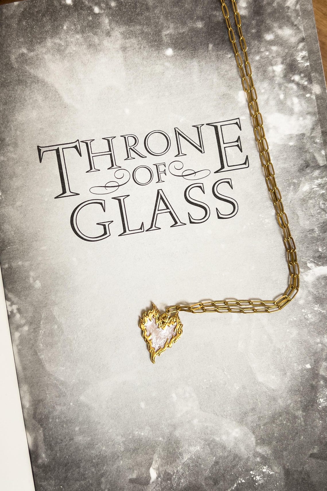 Throne of Glass Inspired Necklace: Mother-of-pearl Fireheart Pendant - Etsy