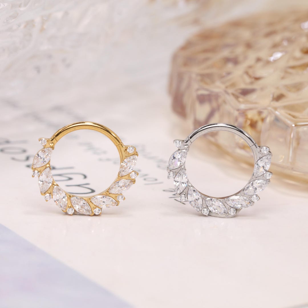 16G Nose Ring Hoop Septum Piercing Horse Eye CZ Hinged Clicker--hoop ...