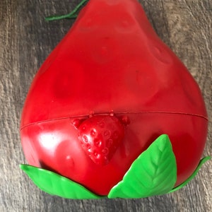 Vintage Strawberry Shortcake Doll CASE. Strawberry Shaped Carrying Case ...