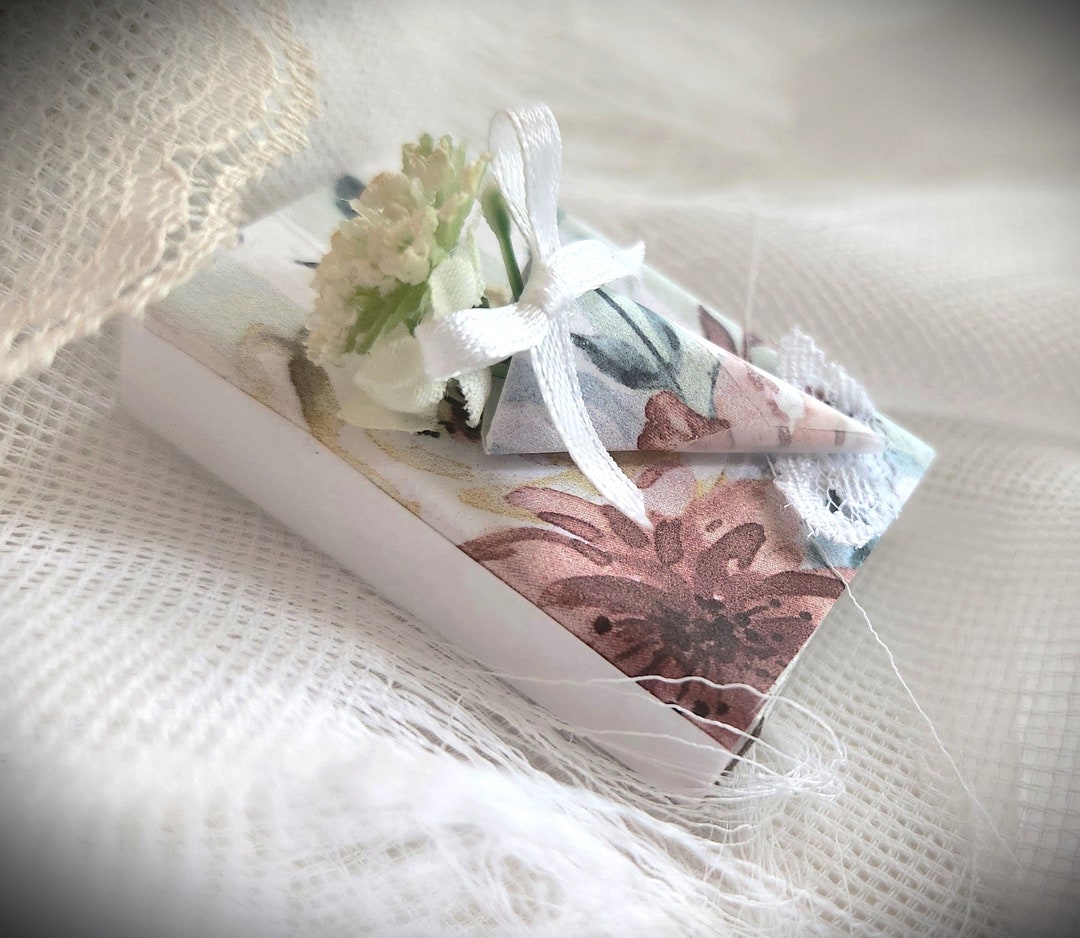 Mini Tussie Mussie Bouquet Box: Victorian Keepsake Gift - Etsy