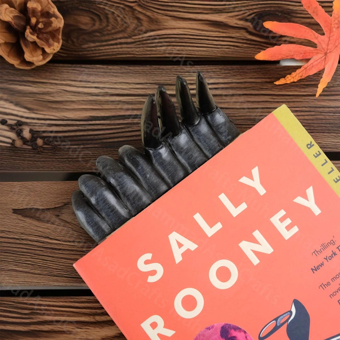 Scary Monster Claw Bookend,devil Hands Bookmark,unique Horror-themed ...