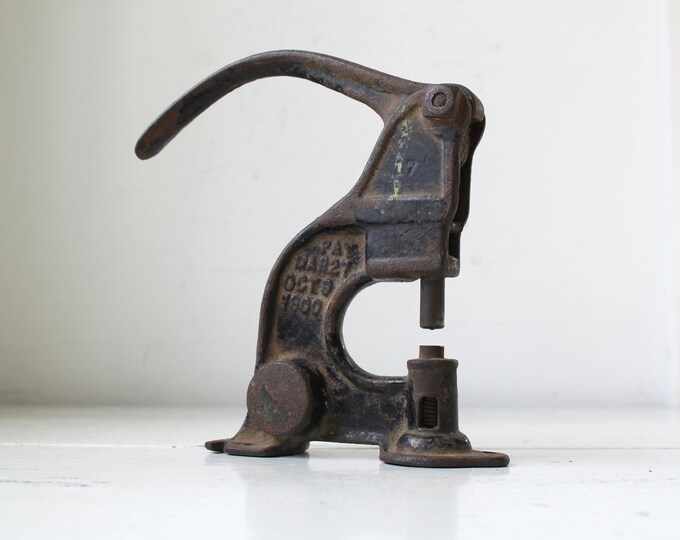 Antique Leather Punch. Cast Iron Leather Punch Riveter Tool / PONY 17 ...