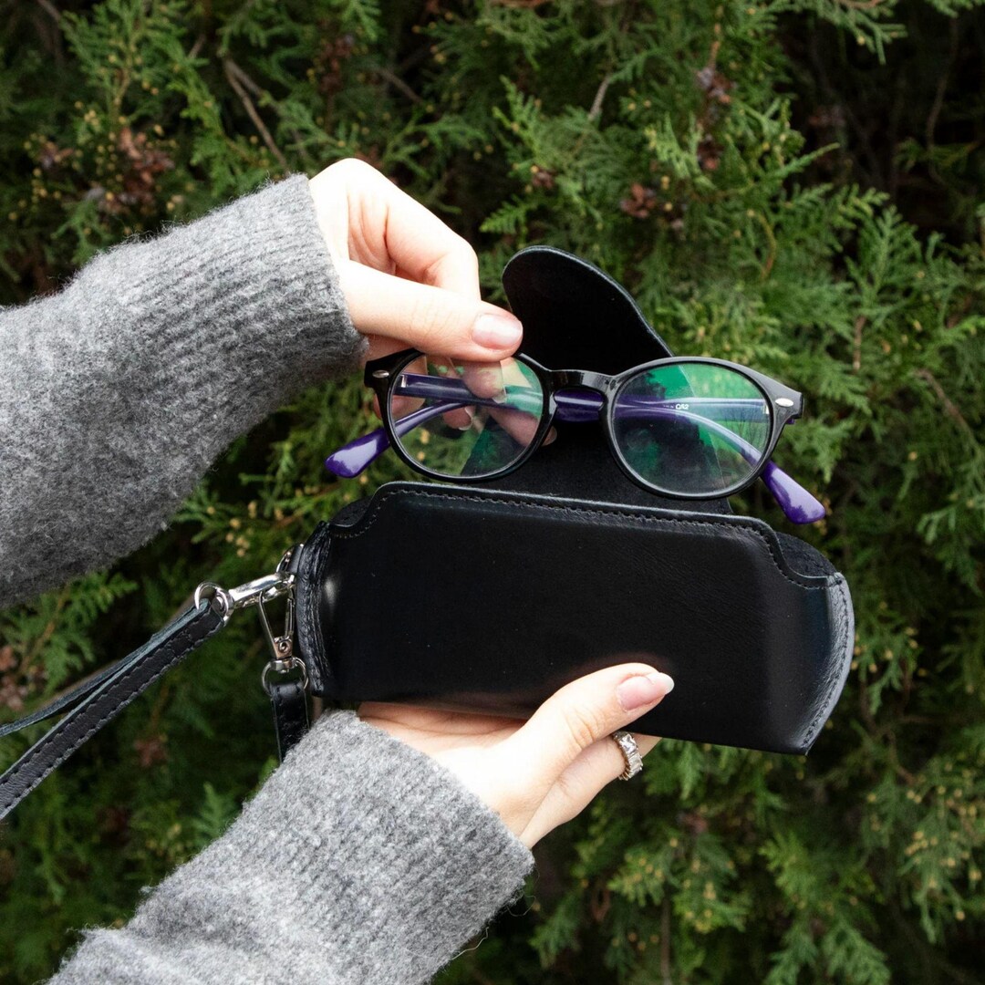 Personalized Leather Glasses Case, Sunglasses Case With Magnetic Clasp ...