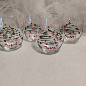 Christmas Wine Glasses - Set of 4 Hand Painted Christmas Tree Wine ...