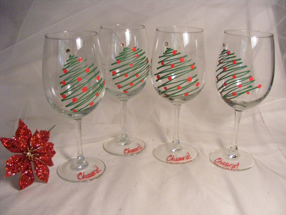 Christmas Wine Glasses - Set of 4 Hand Painted Christmas Tree Wine ...