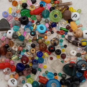 Bead Mix - A Variety of Glass, Metal, and Wood Beads - Assortment of ...