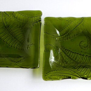 Fused Glass Fern Imprinted Dish in Fern Green by Bprdesigns - Etsy