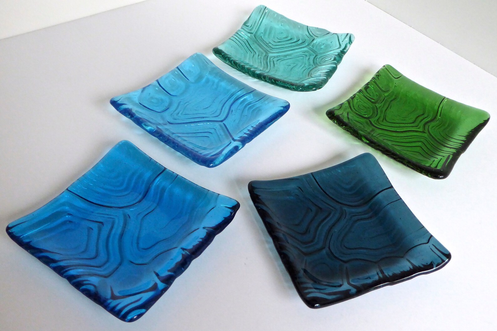 Light Aqua Fused Glass Turtle Shell Imprint Square Plate by | Etsy