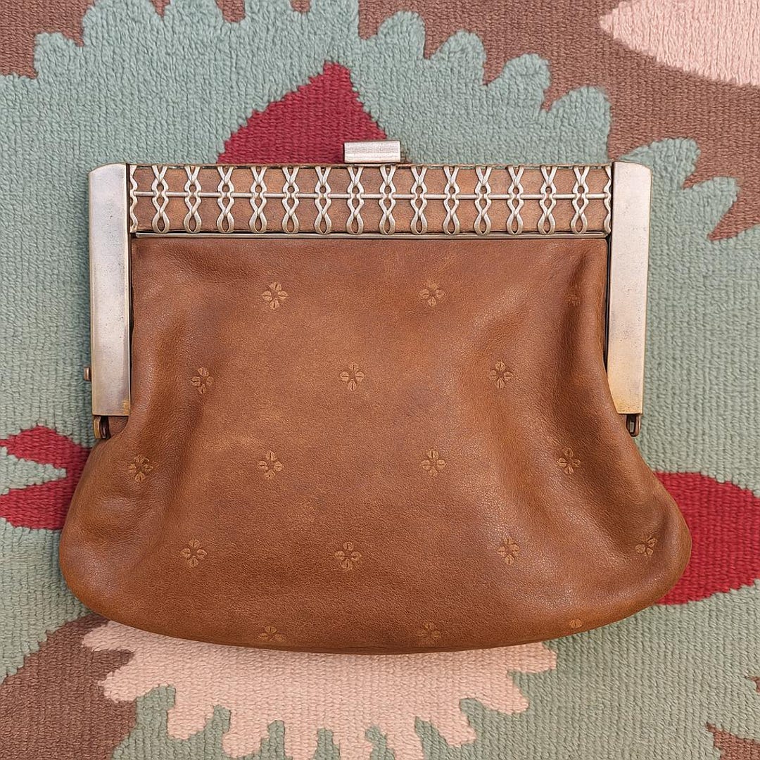 Vintage Leather Coin Purse With Art Deco Metal Clasp – Small Brown Kiss ...