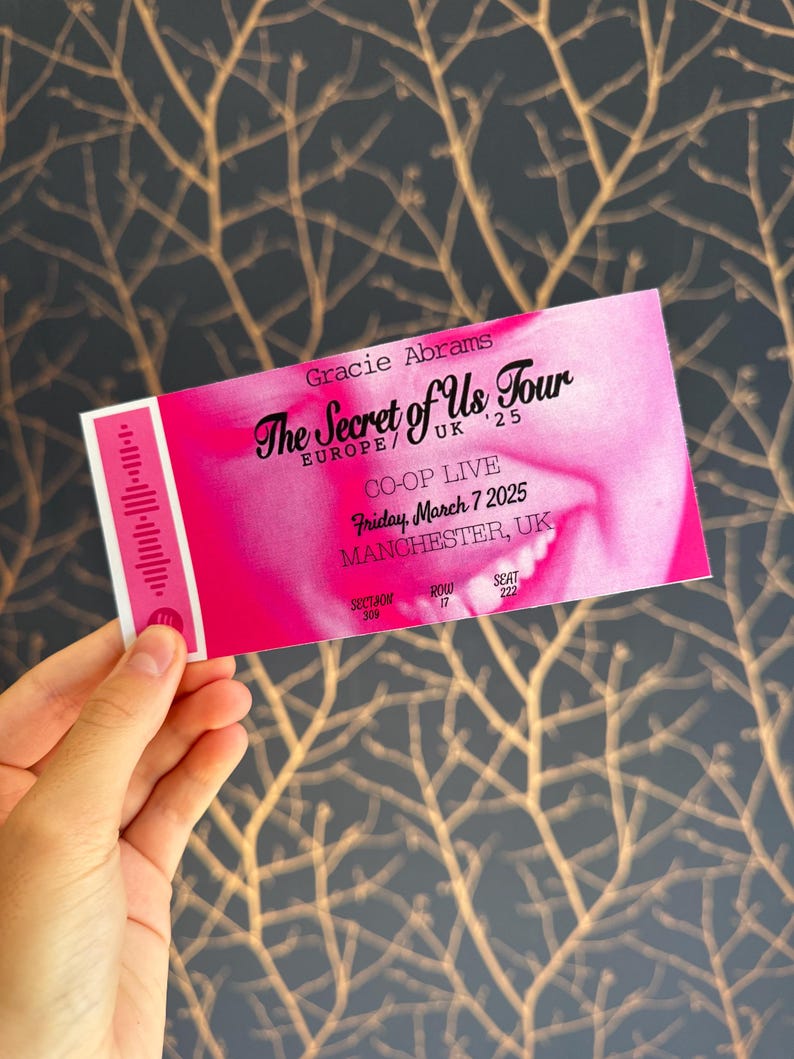 Gracie Abrams the Secret of Us World Tour 2024 Personalised Souvenir ...